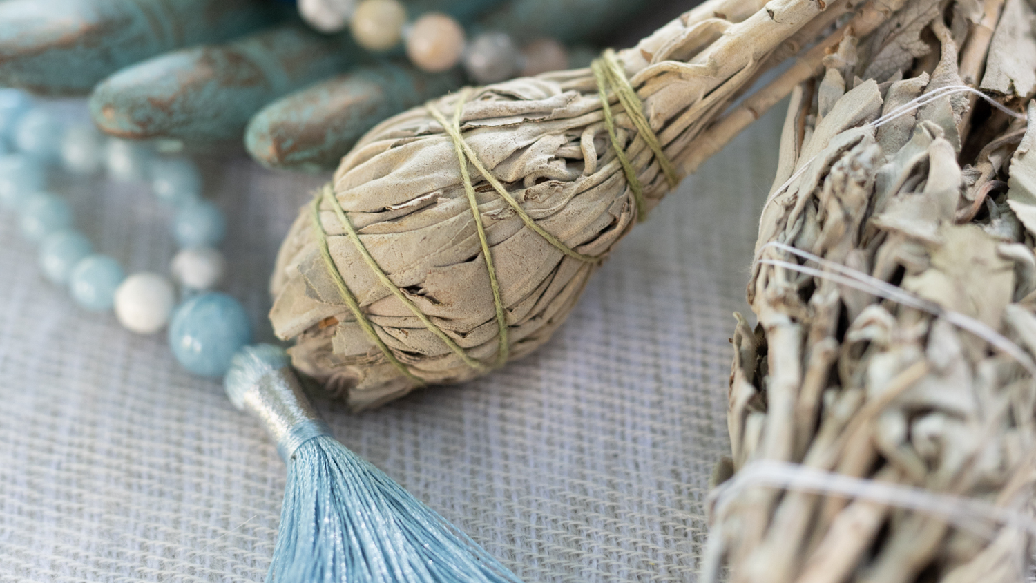 Cleansing Your Space: The Power of Smudging – BaliBali Online